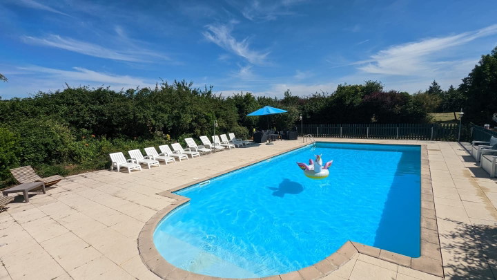 Gîte De Charme Avec Piscine Limite Marais Poitevin - Vendée