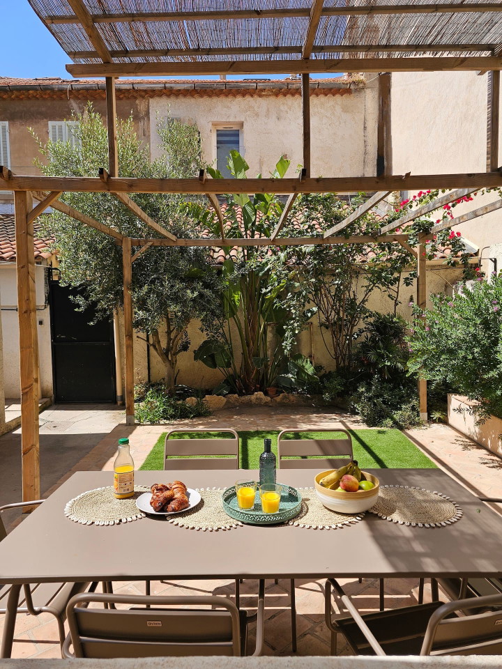 Jardin Secret, Vielle Ville, Maison 4ch & Parking - La Ciotat