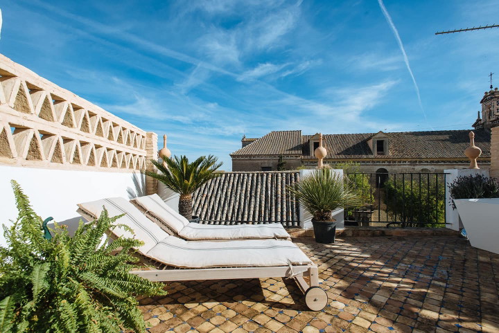 Duplex Penthouse With Views For 6 People. Outdoor Bathtub. - Seville