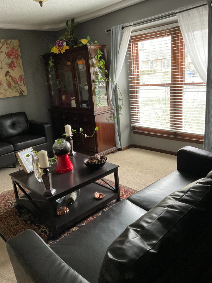 Comfortable Home In A Quiet Neighborhood - Shawnee, KS