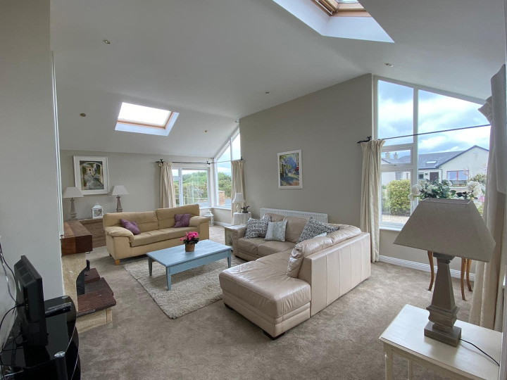 Stunning House Close To The Beach In Brittas Bay. - Wicklow