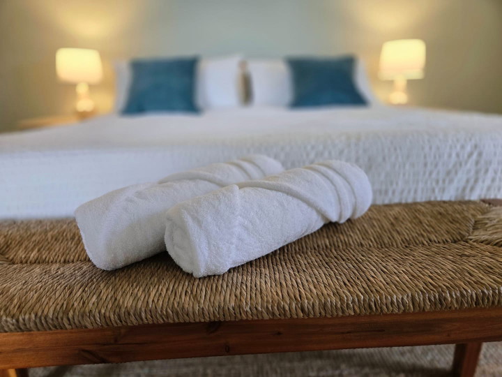 Charming Harbour-view Retreat With Free Parking - Lake Erie, PA
