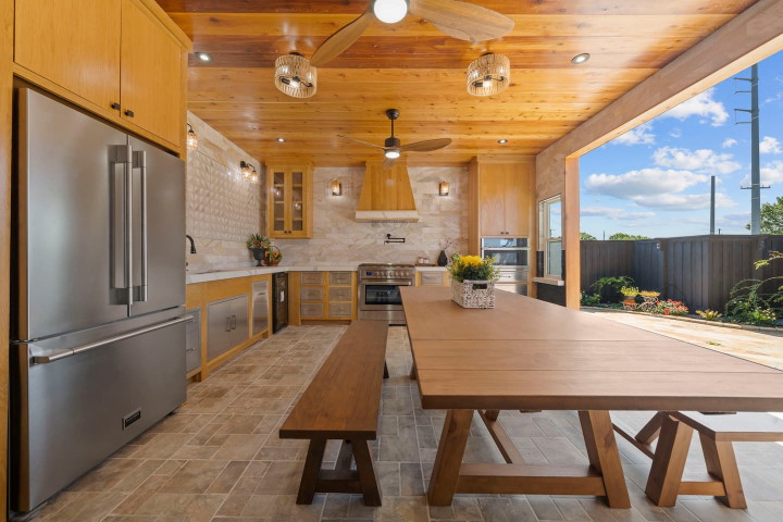 New! Modern Garland Home In Tx! - Garland, TX