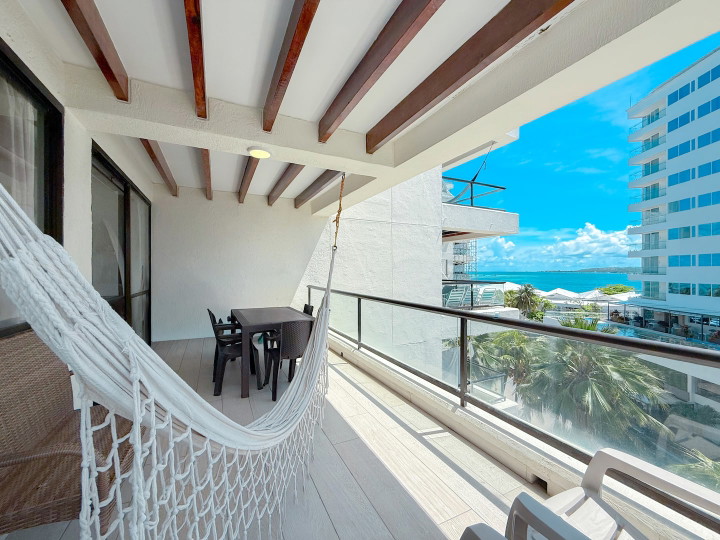 Central Apartment With Balcony And Ocean View - San Andrés