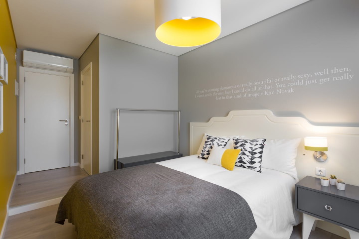 Double Room Center Wall F3 - Oeiras