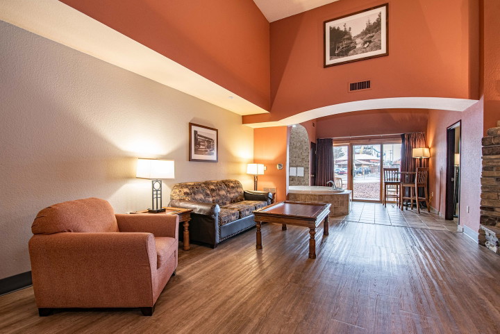 Chula Vista Resort 1st Floor 2bd Condo + H20 Pass! - Wisconsin Dells, WI