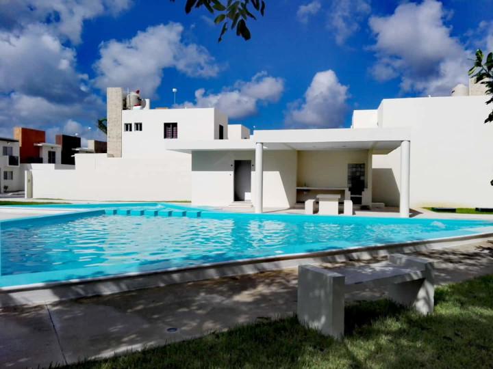 Beautiful Poolside House, Playa Del Carmen - Playa del Carmen