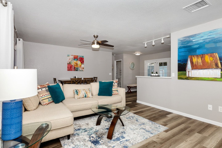 Fort Loos, 1.4 Miles From Findlay Toyota Center - Prescott Valley, AZ