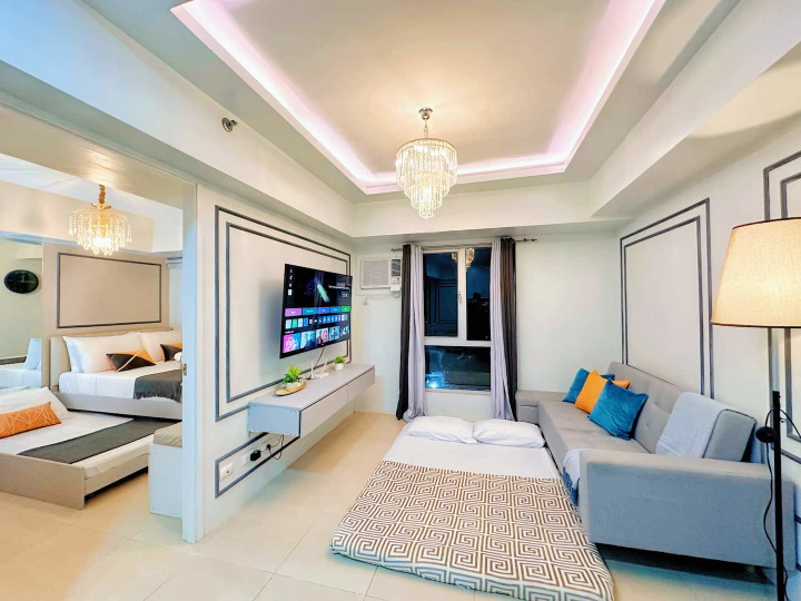1br + Sofa Bed In Cebu It Park + Pool-wifi-netflix - Cebu