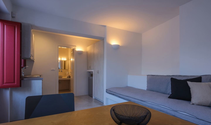 Studio With Patio | Lower Level @Aplada Suites - Oia
