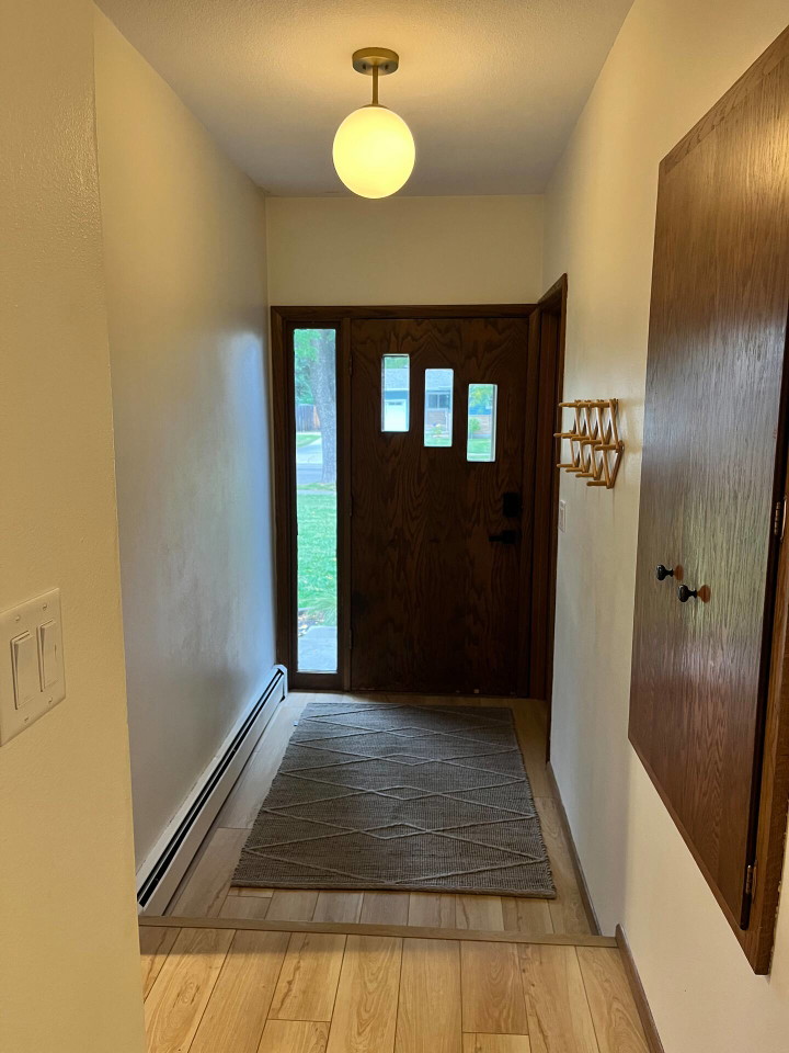 Cozy Home Near Downtown Fargo - Fargo, ND