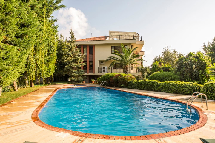 Villa Hakim, City Center, Private Pool! Sea View!! -