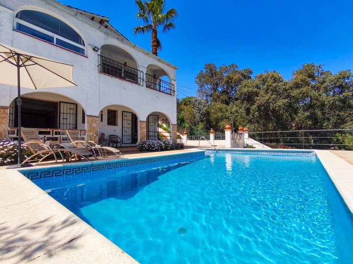 Villa Marie, Casa En La Montaña Con Bbq (3+1) - Tordera