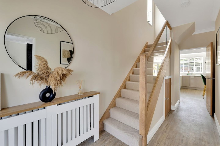 Modern 3 Bed Family Home - The Squirrels - Plymouth