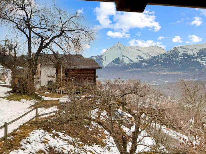 Alpine Nest Chalet  Stunning Mountain Views - Canton of Valais