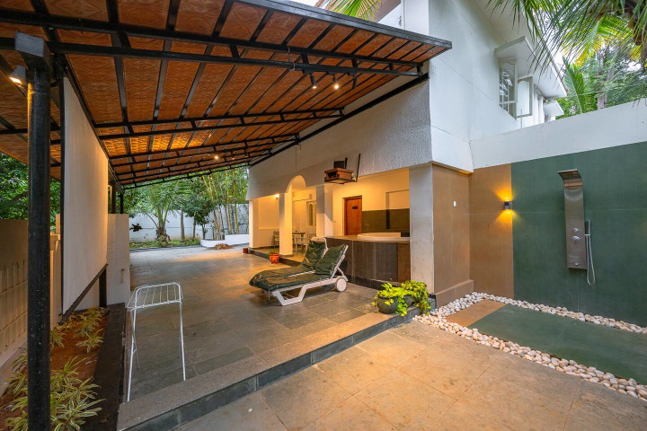Bella | Cozy Private Villa With Jacuzzi & Cinema - Hosur