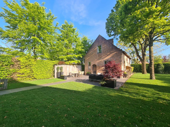 Maison Agréable Atmosphère Dans Un Cadre Verdoyant - Hoogstraten