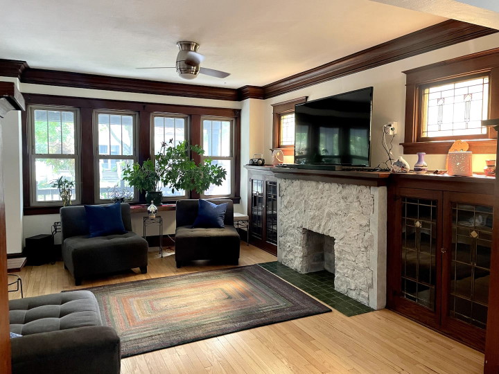 Spacious & Private 2 Bdrm In The Heart Of Bayview - Milwaukee
