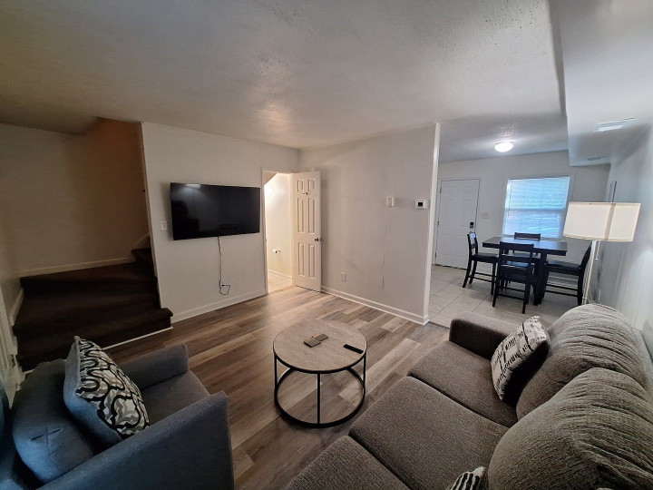 Suite 2, Sleep 4, Walk To Attractions In Uptown - Cotswold - Charlotte