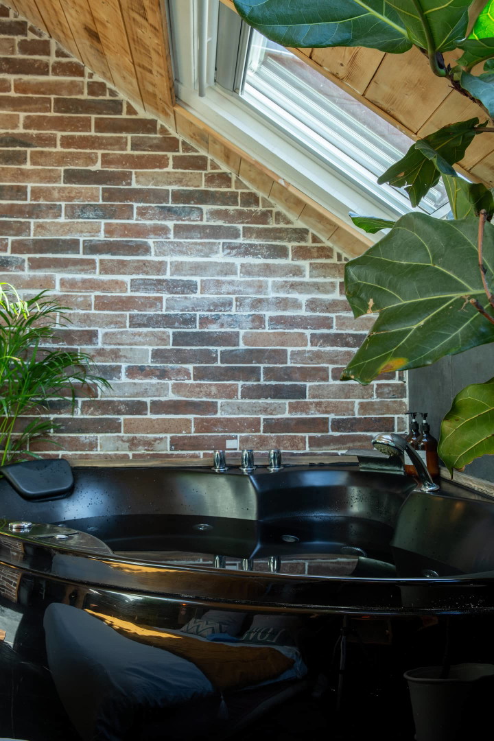 La Cachette Sous Les Toits, Hot Tub, Parking, Air Conditioning - ナント