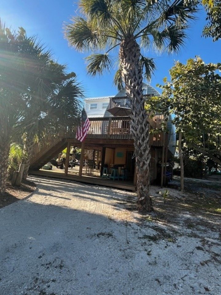 Island Beach Barn - Boca Grande, FL