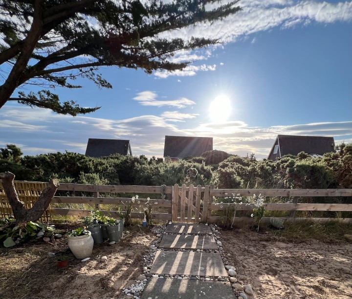 Stunning Beachfront Chalet - Forres