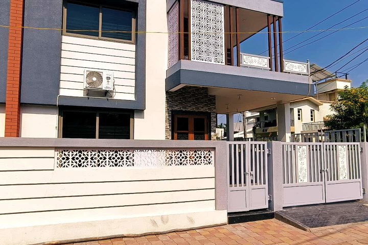 Comfort-filled Bungalow Stay. - Anand