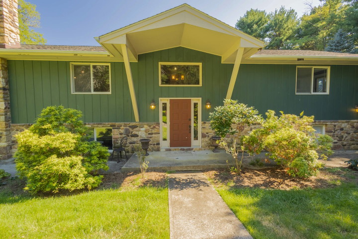 Hokie Trailhead Cottage - Blacksburg, VA