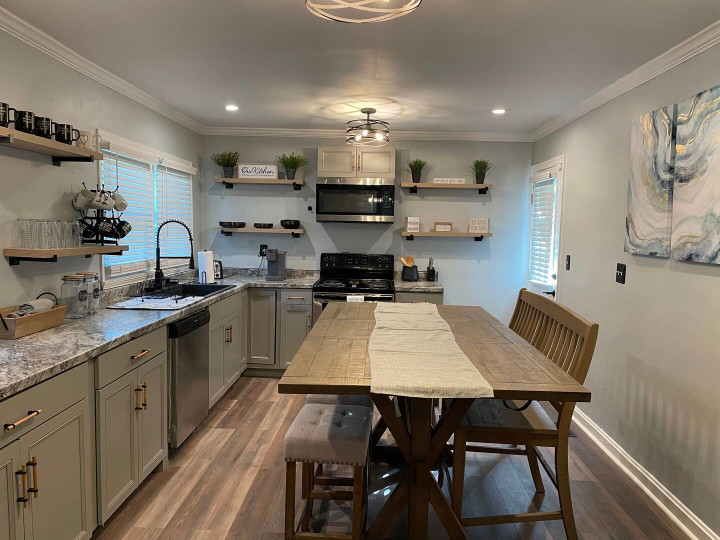 Cozycottage In Collier Heights - Atlanta, GA