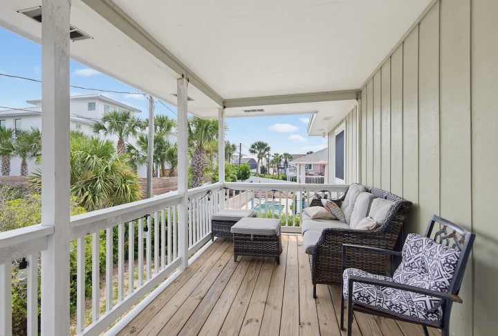Atlantic Breeze Retreat - Edgewater, FL