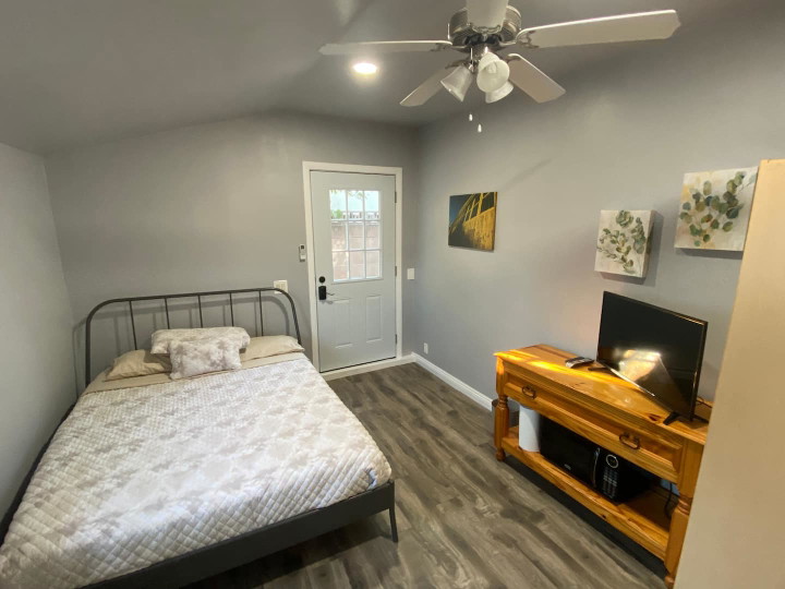 Private Guest Suite In Newbury Park - Thousand Oaks, CA