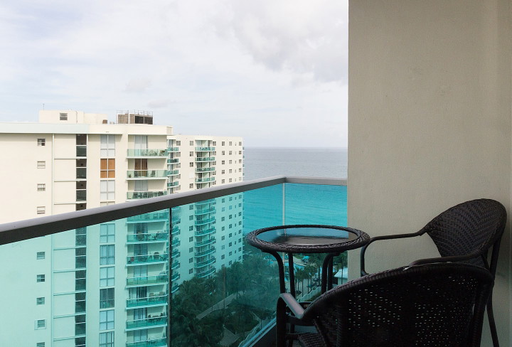 Oceanfront Luxurious Condo! 🩴 - Caribbean