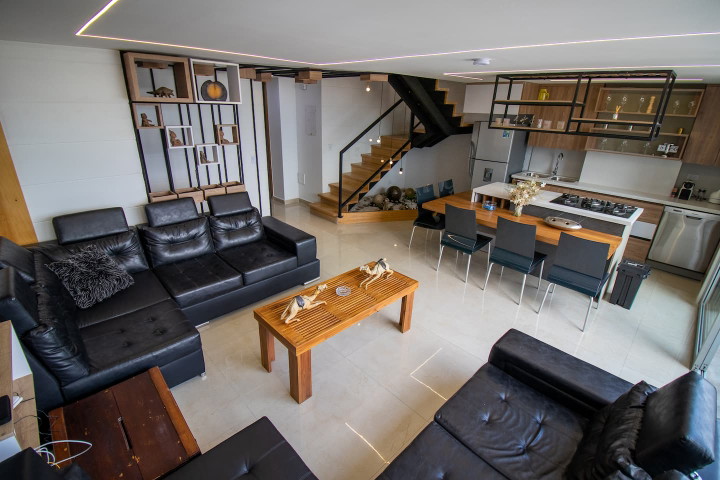 Spacious Penthouse Views, Jacuzzi 15 Min Provenza - Itagüi