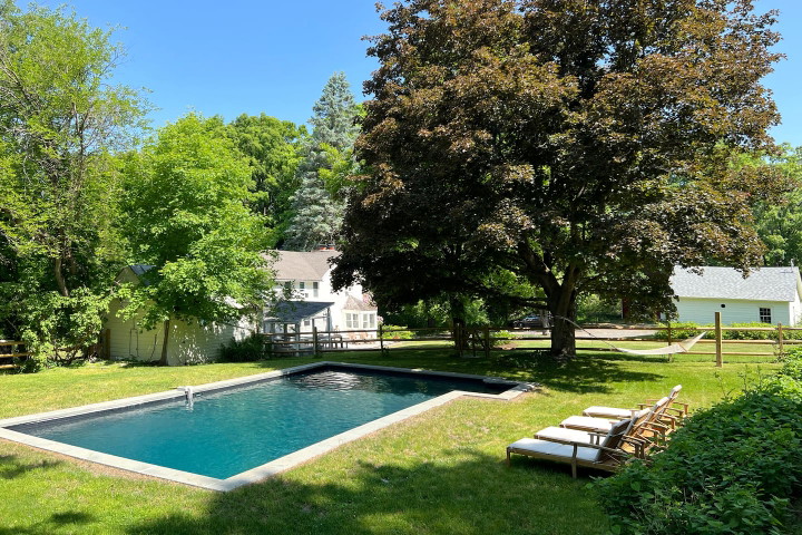 Secluded Classic Farmhouse Near Hudson-pool+hottub - Hudson, NY