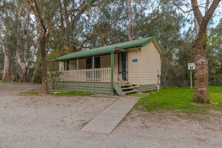 2 Bedrooms Goulburn Cabin - Seymour