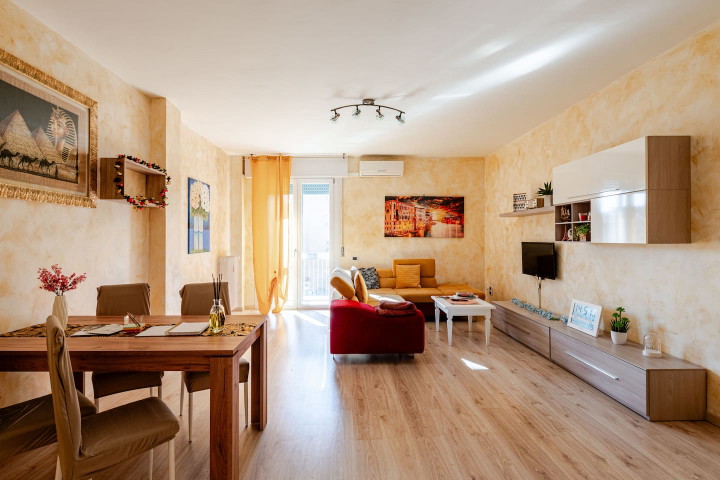The House Of Fantasy, Free Parking - Treviso