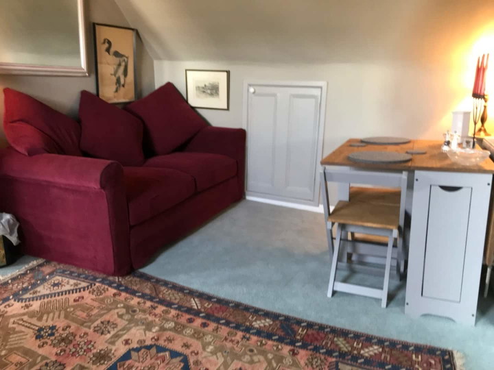 Deepwell House With A Well And Original Pump - Wiltshire