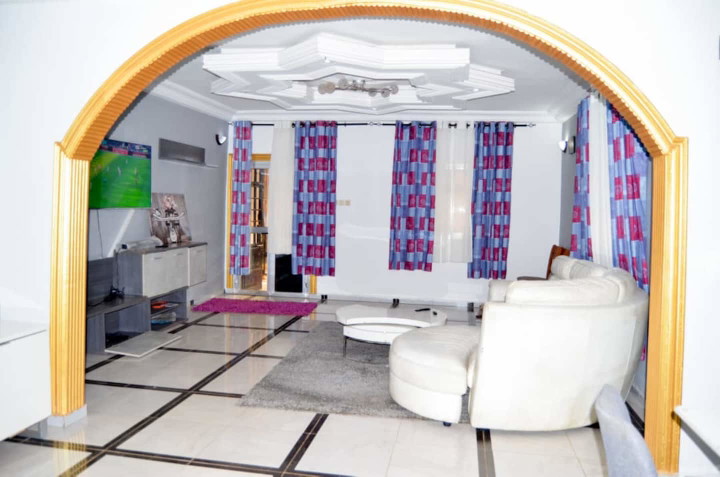 Duplex House For Rent. - Conakry
