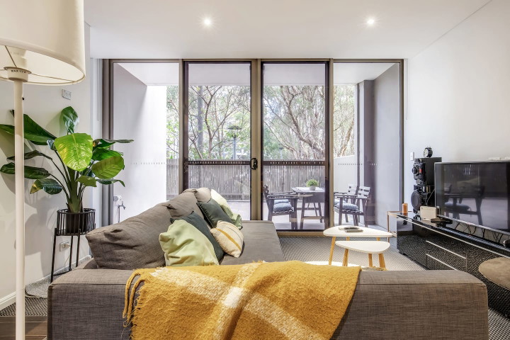 The Patio: Live Like A Local In Spacious Comfort - Surry Hills