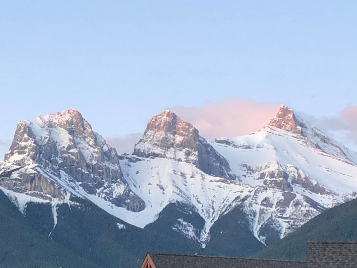 Luxury Escape For 6 Incredible View/pool/hot Tub - Alberta