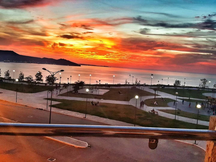 Appart F2 Oran Vue Sur Mer Frange Maritime - Akid - Oran