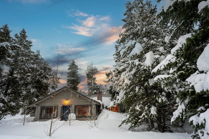 Walk To Yellowstone Log Cabin W/shop & Hot Tub 10 - West Yellowstone, MT