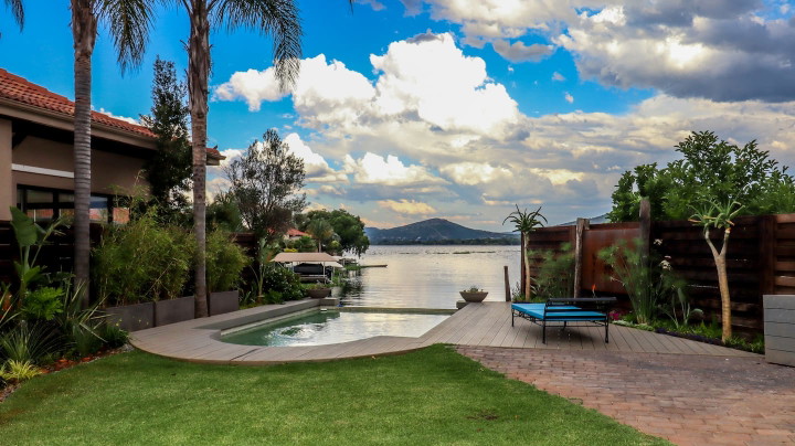 The Lakeview 5br Villa Pecanwood Golf Estate - Hartbeespoort