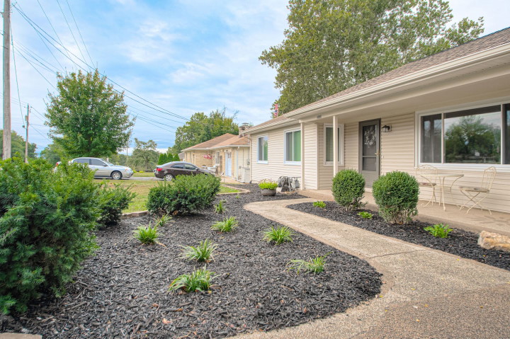 20 Min To Downtown Kc | Garage Parking | Firepit - Parkville, MO