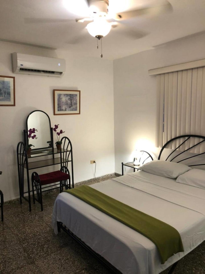 Hotel Mas Premiado Aeropuerto Habana  Wifi Gratis - Cuba