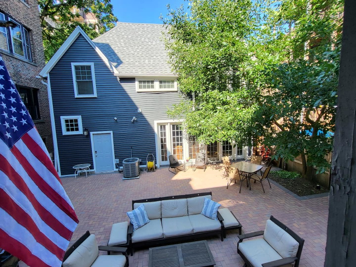2 Br, 2 Bt, Uchicago Coachman's Guesthouse - Chicago, IL