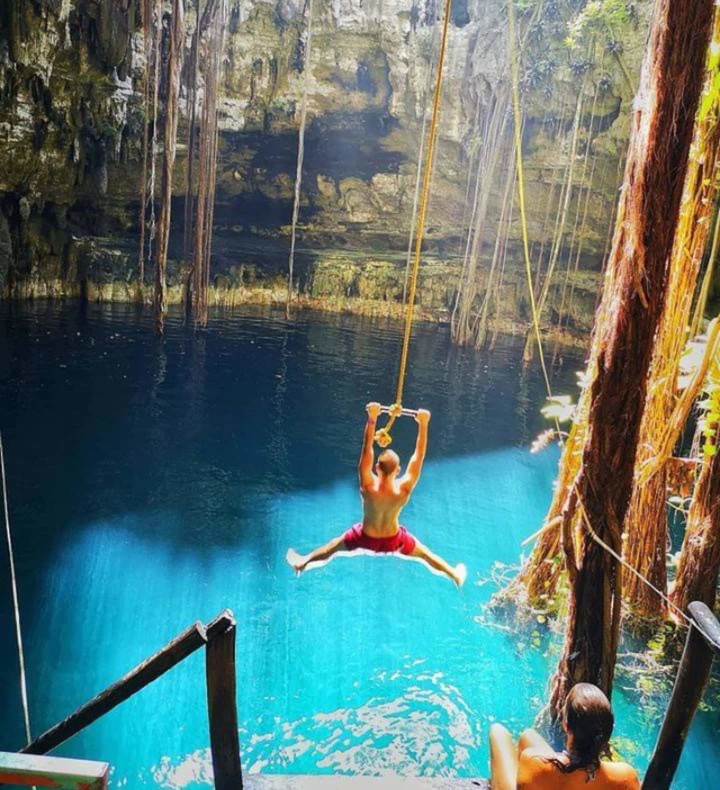 Room Breakfast And Cenote In A Colonial Mansion - Yucatan