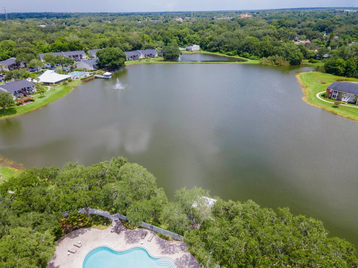 Lake Front - Ground Level - 2 Bedroom 2 Bath - 里弗維尤