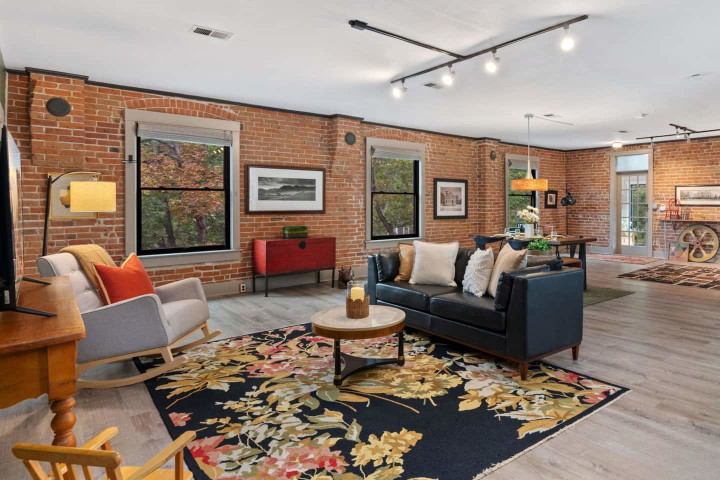 Magnolia Market Loft | Steps To Old Town & Trails - Wellington, CO