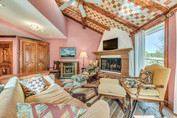 Cloudcroft Home W/ Fireplace Near Downtown! - Cloudcroft, NM